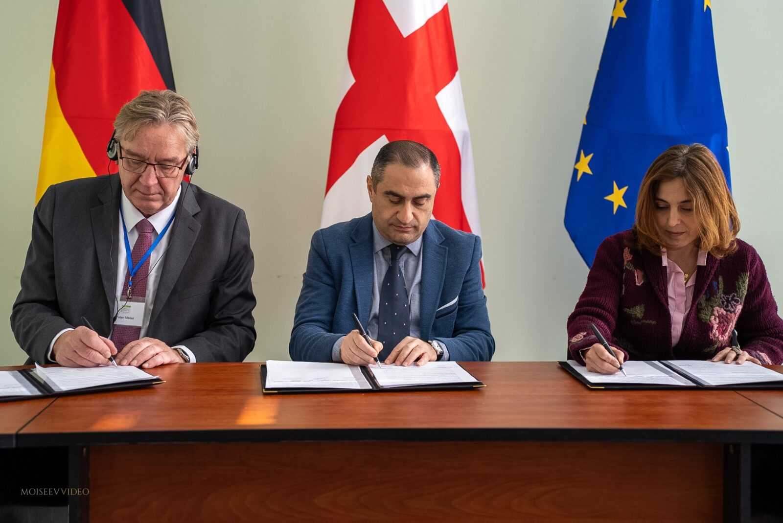 Tripartite Cooperation Agreement for Advancing Solar Education in ...